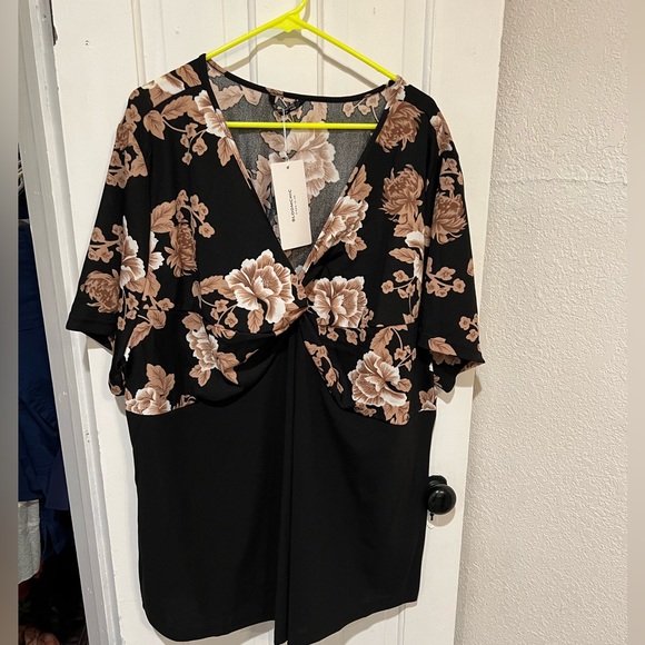 BloomChic | Dresses | Bloomchic Floral Dress | Poshmark